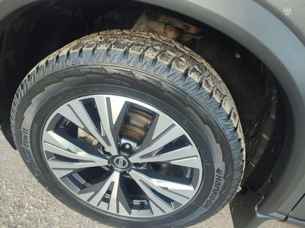 Grey Nissan X-Trail 2021 in Siauliai, with an engine capacity of 2.49 L and mileage of 53 thousand km for 21450 €, photo 11 on AUTOMOTO.COM.LV