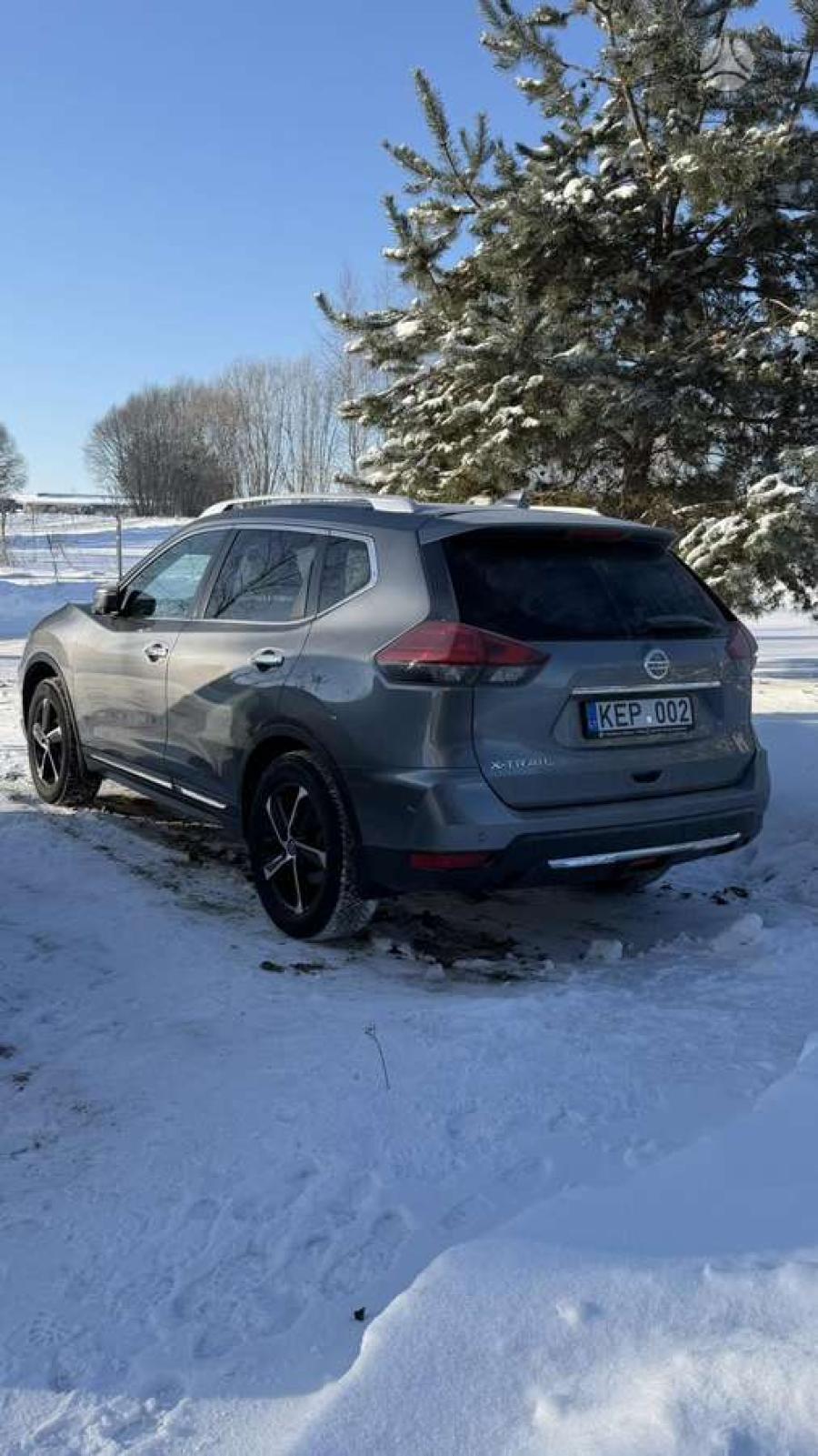 Grey Nissan X-Trail 2021 in Vilnius, with an engine capacity of 1.30 L and mileage of 59 thousand km for 19600 €, photo 4 on AUTOMOTO.COM.LV