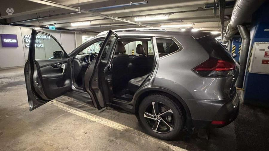 Grey Nissan X-Trail 2021 in Vilnius, with an engine capacity of 1.30 L and mileage of 59 thousand km for 19600 €, photo 6 on AUTOMOTO.COM.LV