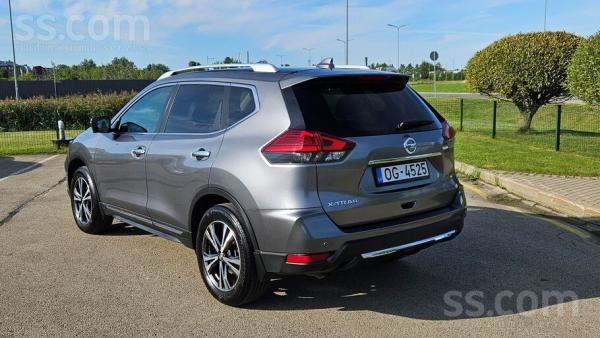 Grey Nissan X-Trail 2021 in Riga, with an engine capacity of 1.30 L and mileage of 83 thousand km for 18990 €, photo 4 on AUTOMOTO.COM.LV