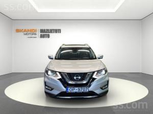 Grey Nissan X-Trail 2021 in Riga, with an engine capacity of 1.70 L and mileage of 164 thousand km for 15990 €, photo 3 on AUTOMOTO.COM.LV