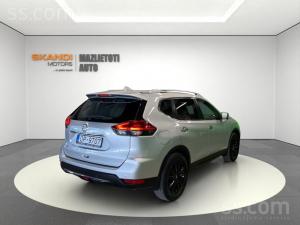 Grey Nissan X-Trail 2021 in Riga, with an engine capacity of 1.70 L and mileage of 164 thousand km for 15990 €, photo 7 on AUTOMOTO.COM.LV