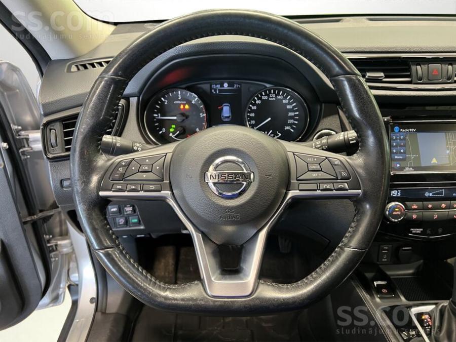 Grey Nissan X-Trail 2021 in Riga, with an engine capacity of 1.70 L and mileage of 164 thousand km for 15990 €, photo 11 on AUTOMOTO.COM.LV