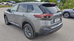 Grey Nissan X-Trail 2021 in Vilnius, with an engine capacity of 2.50 L and mileage of 184 thousand km for 16950 €, photo 4 on AUTOMOTO.COM.LV