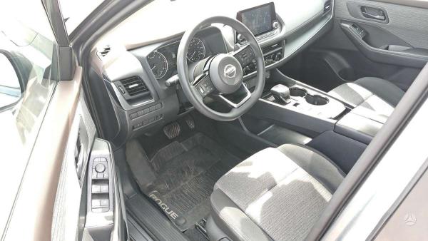 Grey Nissan X-Trail 2021 in Vilnius, with an engine capacity of 2.50 L and mileage of 184 thousand km for 16950 €, photo 10 on AUTOMOTO.COM.LV