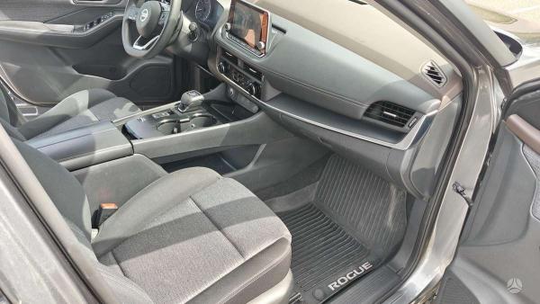 Grey Nissan X-Trail 2021 in Vilnius, with an engine capacity of 2.50 L and mileage of 184 thousand km for 16950 €, photo 11 on AUTOMOTO.COM.LV