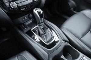 Pelēks Nissan X-Trail 2021 Rīga, ar dzinēja tilpumu 1.30 L un nobraukumu 63 tūkst. km par 18500 €, foto 37 vietnē AUTOMOTO.COM.LV