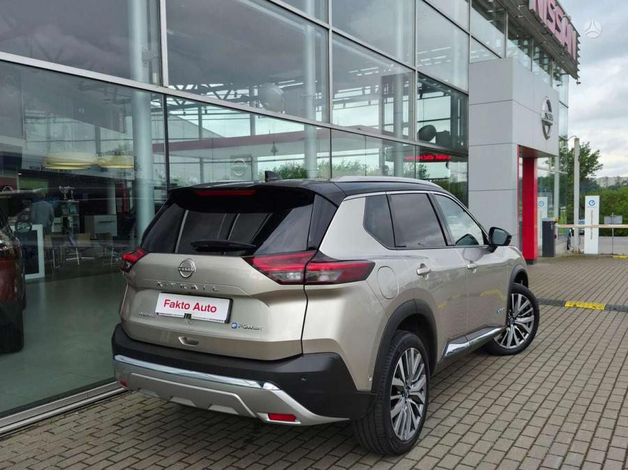 Grey Nissan X-Trail 2023 in Vilnius, with an engine capacity of 1.50 L and mileage of 63 thousand km for 34500 €, photo 5 on AUTOMOTO.COM.LV