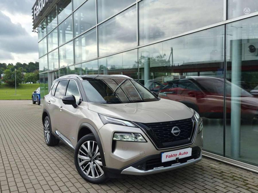 Grey Nissan X-Trail 2023 in Vilnius, with an engine capacity of 1.50 L and mileage of 63 thousand km for 34500 €, photo 7 on AUTOMOTO.COM.LV