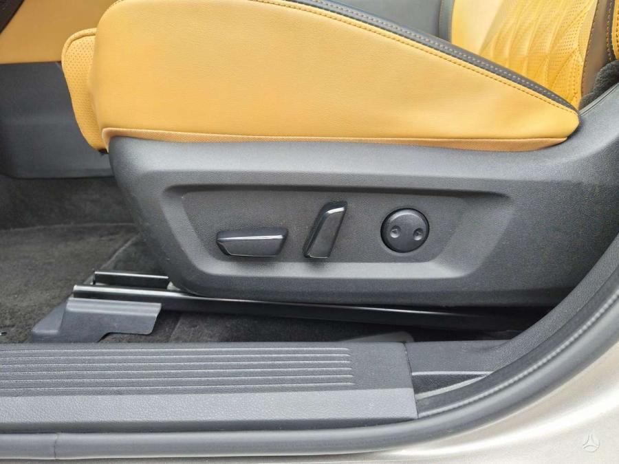 Grey Nissan X-Trail 2023 in Vilnius, with an engine capacity of 1.50 L and mileage of 63 thousand km for 34500 €, photo 10 on AUTOMOTO.COM.LV