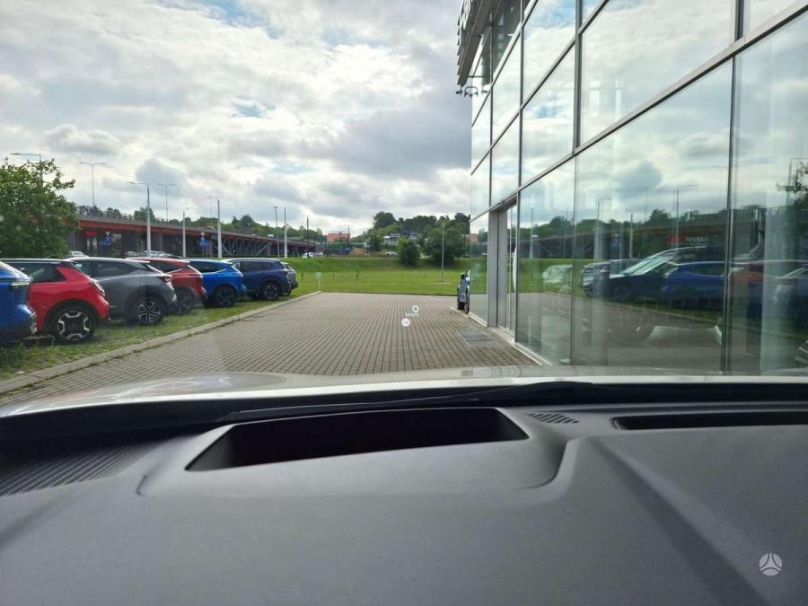Grey Nissan X-Trail 2023 in Vilnius, with an engine capacity of 1.50 L and mileage of 63 thousand km for 34500 €, photo 22 on AUTOMOTO.COM.LV