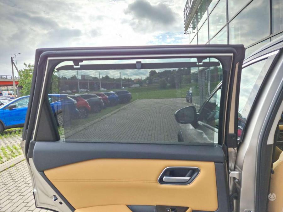 Grey Nissan X-Trail 2023 in Vilnius, with an engine capacity of 1.50 L and mileage of 63 thousand km for 34500 €, photo 31 on AUTOMOTO.COM.LV
