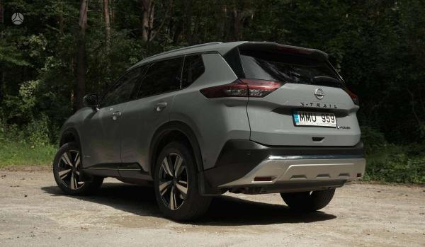 Grey Nissan X-Trail 2023 in Kaunas, with an engine capacity of 1.50 L and mileage of 44 thousand km for 33500 €, photo 4 on AUTOMOTO.COM.LV