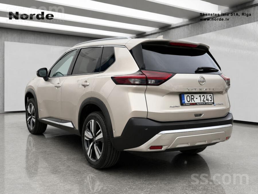 Pelēks Nissan X-Trail 2023 Rīga, ar dzinēja tilpumu 1.50 L un nobraukumu 60 tūkst. km par 33680 €, foto 4 vietnē AUTOMOTO.COM.LV