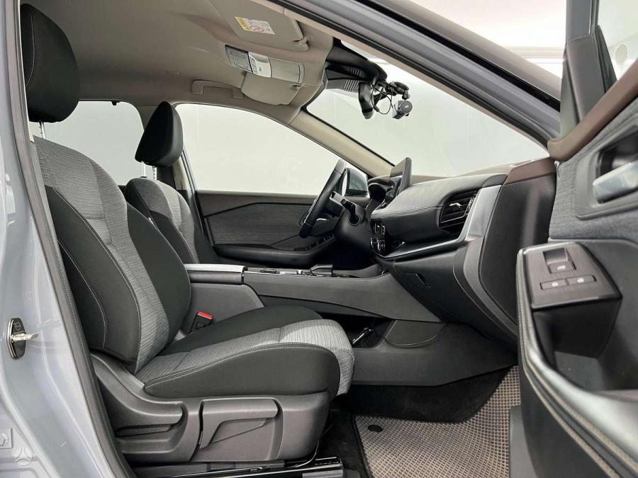 Pelēks Nissan X-Trail 2023 Viļņa, ar dzinēja tilpumu 1.50 L un nobraukumu 64 tūkst. km par 28900 €, foto 7 vietnē AUTOMOTO.COM.LV
