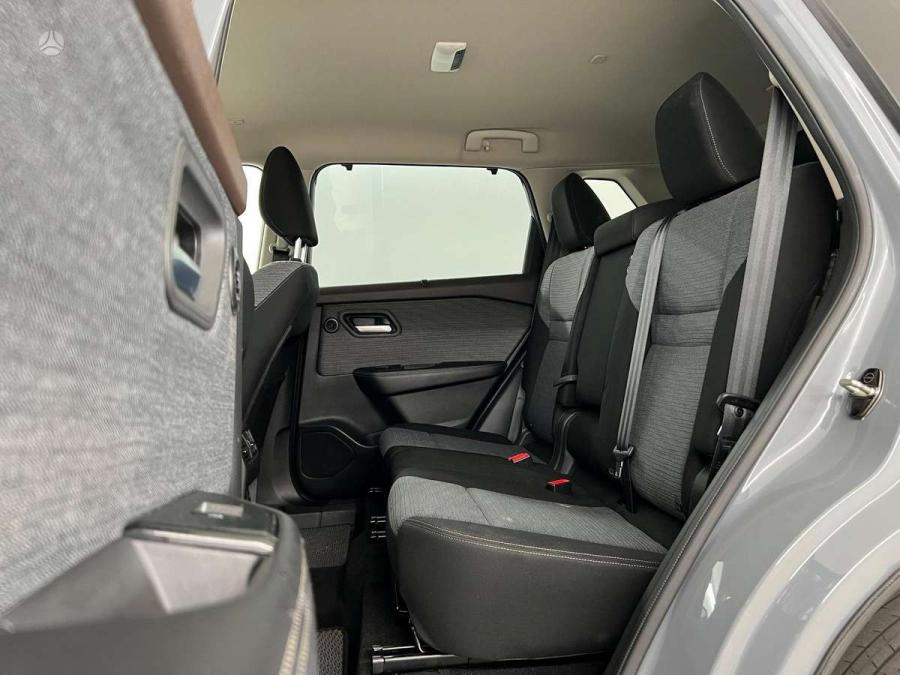 Pelēks Nissan X-Trail 2023 Viļņa, ar dzinēja tilpumu 1.50 L un nobraukumu 64 tūkst. km par 28900 €, foto 20 vietnē AUTOMOTO.COM.LV