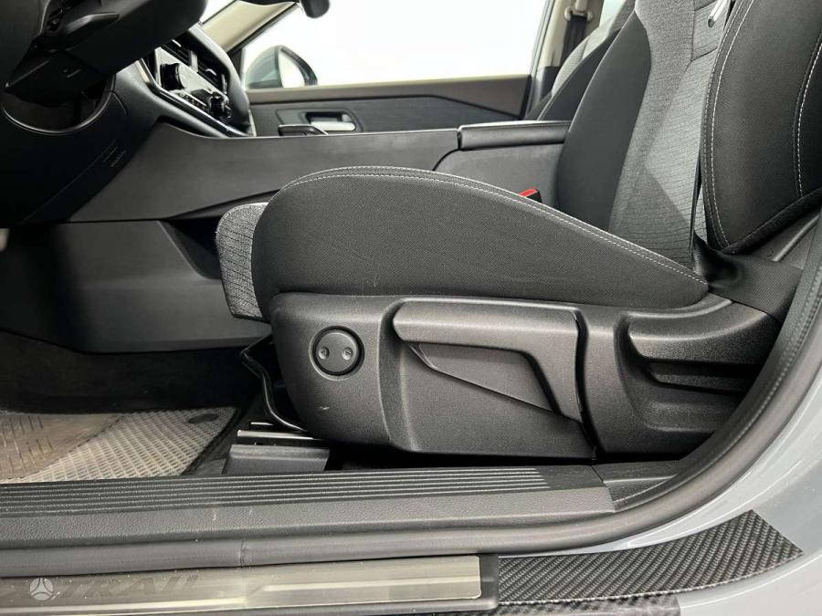 Pelēks Nissan X-Trail 2023 Viļņa, ar dzinēja tilpumu 1.50 L un nobraukumu 64 tūkst. km par 28900 €, foto 25 vietnē AUTOMOTO.COM.LV