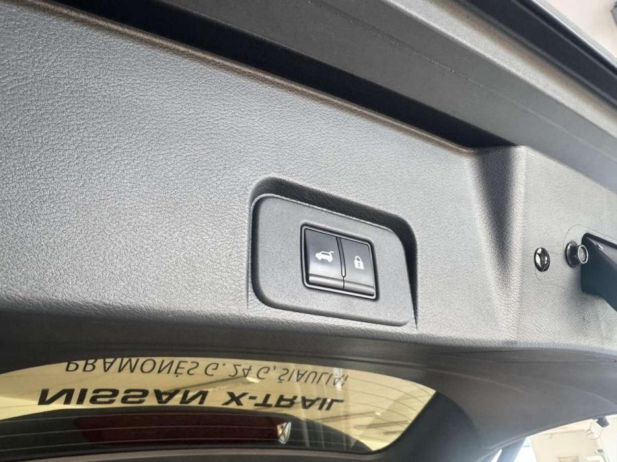 Pelēks Nissan X-Trail 2024 Šauļi, ar dzinēja tilpumu 1.50 L un nobraukumu 13 tūkst. km par 39600 €, foto 10 vietnē AUTOMOTO.COM.LV