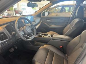 Pelēks Nissan X-Trail 2024 Šauļi, ar dzinēja tilpumu 1.50 L un nobraukumu 13 tūkst. km par 39600 €, foto 11 vietnē AUTOMOTO.COM.LV