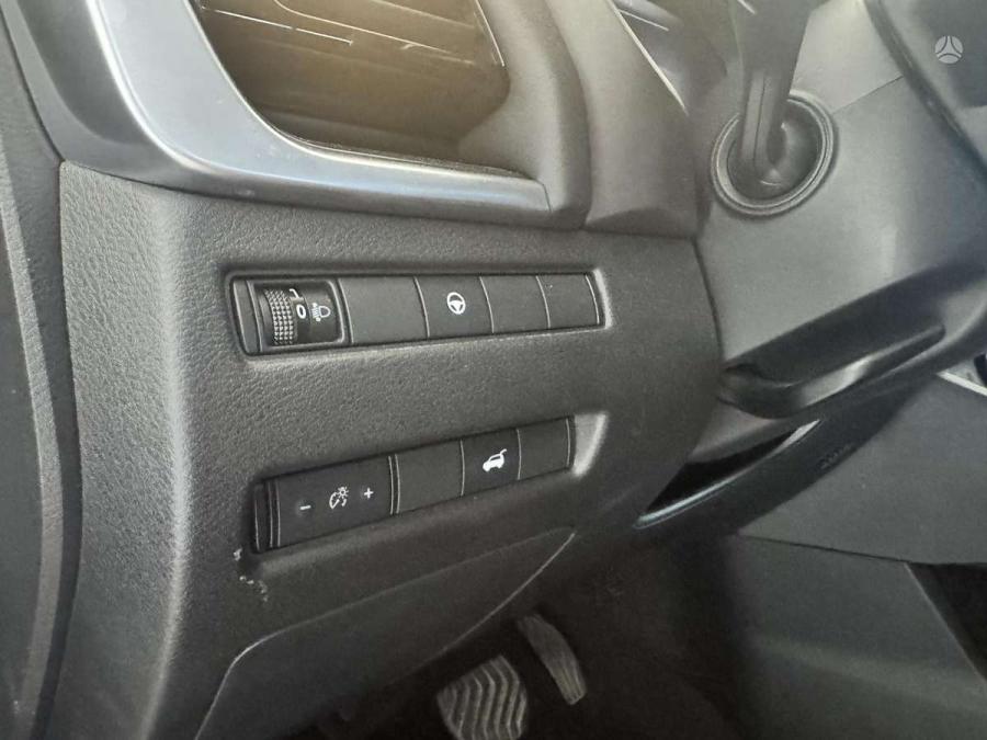 Pelēks Nissan X-Trail 2024 Šauļi, ar dzinēja tilpumu 1.50 L un nobraukumu 13 tūkst. km par 39600 €, foto 13 vietnē AUTOMOTO.COM.LV
