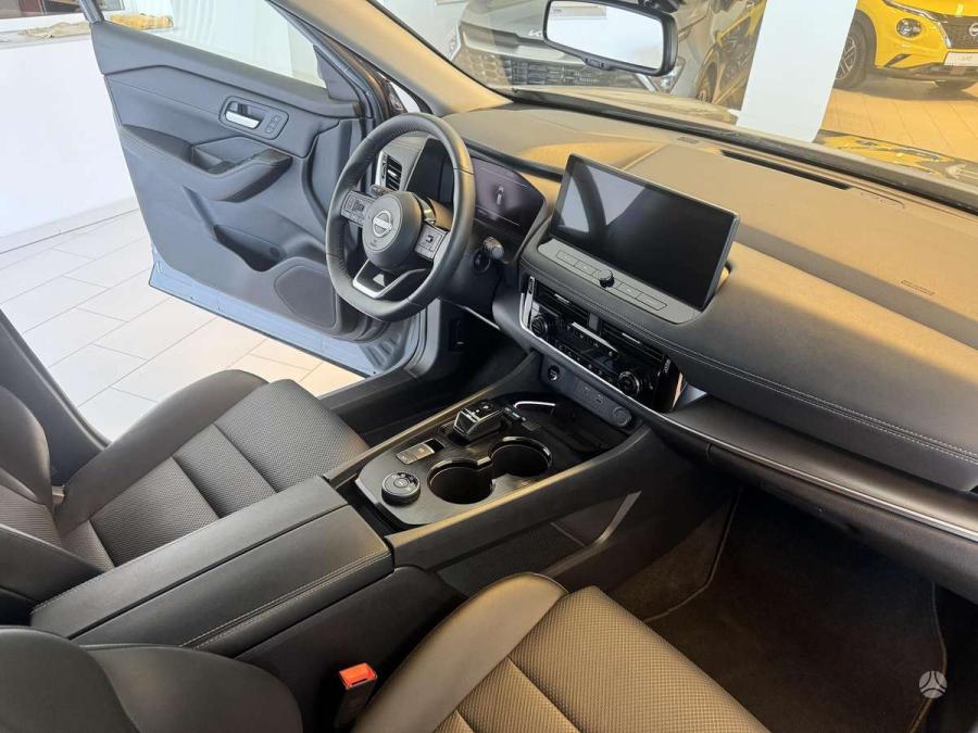 Pelēks Nissan X-Trail 2024 Šauļi, ar dzinēja tilpumu 1.50 L un nobraukumu 13 tūkst. km par 39600 €, foto 14 vietnē AUTOMOTO.COM.LV