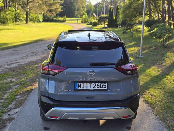 Grey Nissan X-Trail 2024 in Vilnius, with an engine capacity of 1.50 L and mileage of 25 thousand km for 37500 €, photo 6 on AUTOMOTO.COM.LV