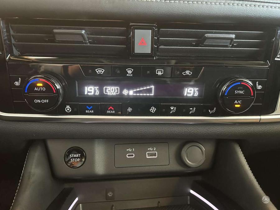 Pelēks Nissan X-Trail 2024 Šauļi, ar dzinēja tilpumu 1.50 L un nobraukumu 33 tūkst. km par 32100 €, foto 32 vietnē AUTOMOTO.COM.LV