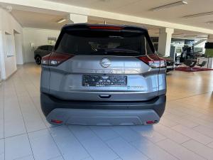 Grey Nissan X-Trail 2024 in Siauliai, with an engine capacity of 1.50 L and mileage of 42 thousand km for 29000 €, photo 6 on AUTOMOTO.COM.LV