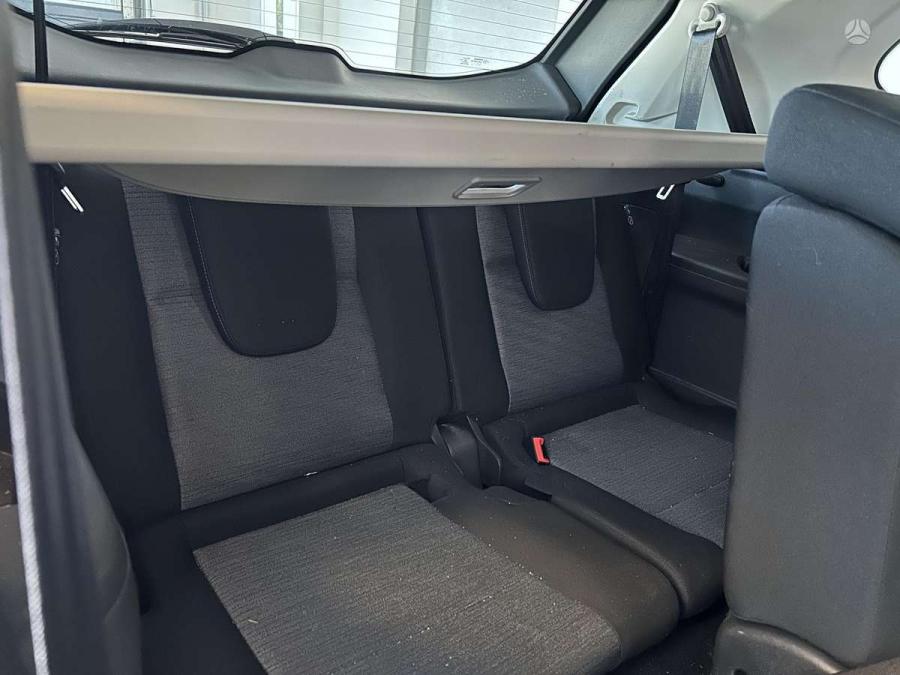 Grey Nissan X-Trail 2024 in Siauliai, with an engine capacity of 1.50 L and mileage of 42 thousand km for 29000 €, photo 17 on AUTOMOTO.COM.LV