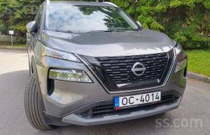 Серый Ниссан ИксТрейл 2025 в Рига, объемом двигателя 1.50 л и пробегом 4 тыс. км за 37490 €, фото  на AUTOMOTO.COM.LV