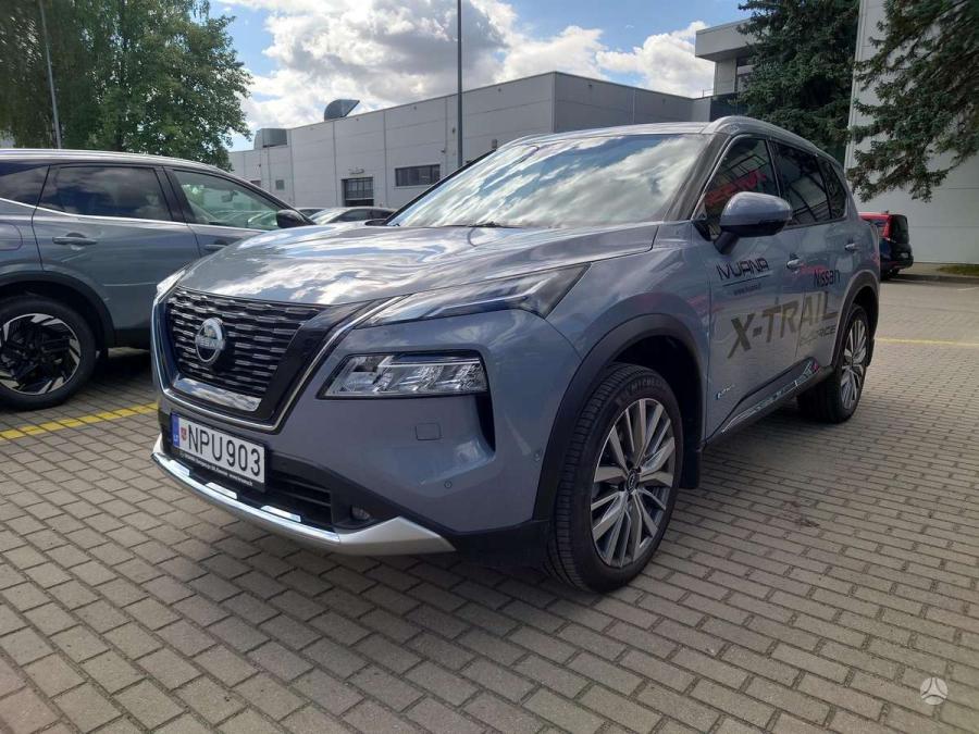 Grey Nissan X-Trail 2025 in Kaunas, with an engine capacity of 1.50 L and mileage of 4 thousand km for 45900 €, photo 1 on AUTOMOTO.COM.LV