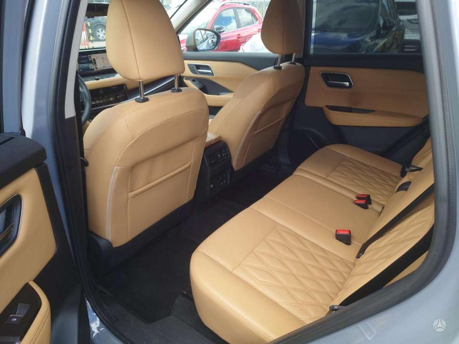 Grey Nissan X-Trail 2025 in Kaunas, with an engine capacity of 1.50 L and mileage of 4 thousand km for 45900 €, photo 9 on AUTOMOTO.COM.LV