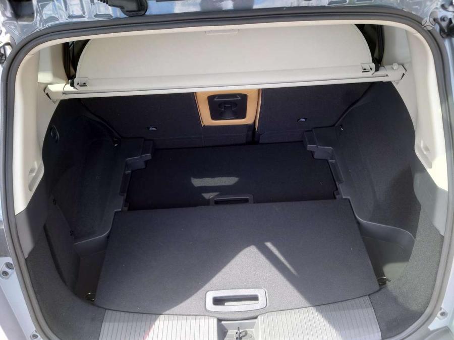 Grey Nissan X-Trail 2025 in Kaunas, with an engine capacity of 1.50 L and mileage of 4 thousand km for 45900 €, photo 30 on AUTOMOTO.COM.LV