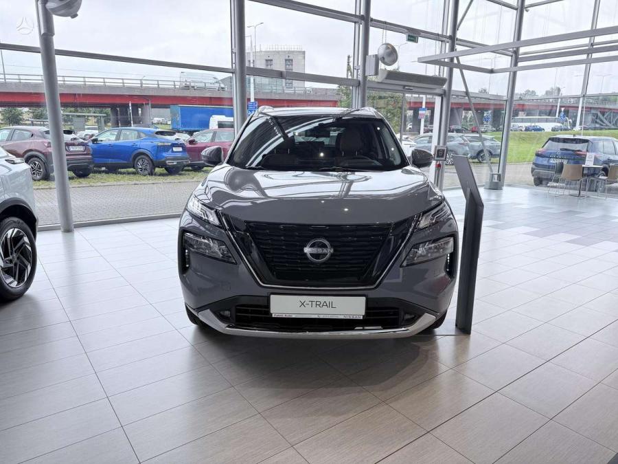 Pelēks Nissan X-Trail 2025 Viļņa, ar dzinēja tilpumu 1.50 L un nobraukumu 0 tūkst. km par 48900 €, foto 3 vietnē AUTOMOTO.COM.LV