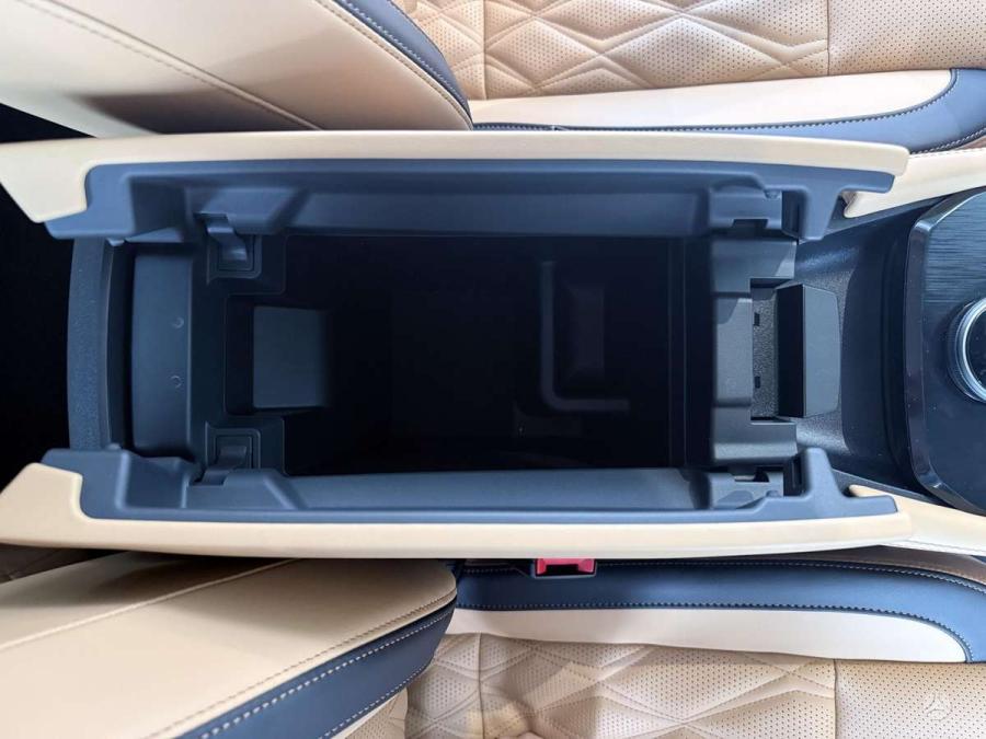 Pelēks Nissan X-Trail 2025 Viļņa, ar dzinēja tilpumu 1.50 L un nobraukumu 0 tūkst. km par 48900 €, foto 22 vietnē AUTOMOTO.COM.LV