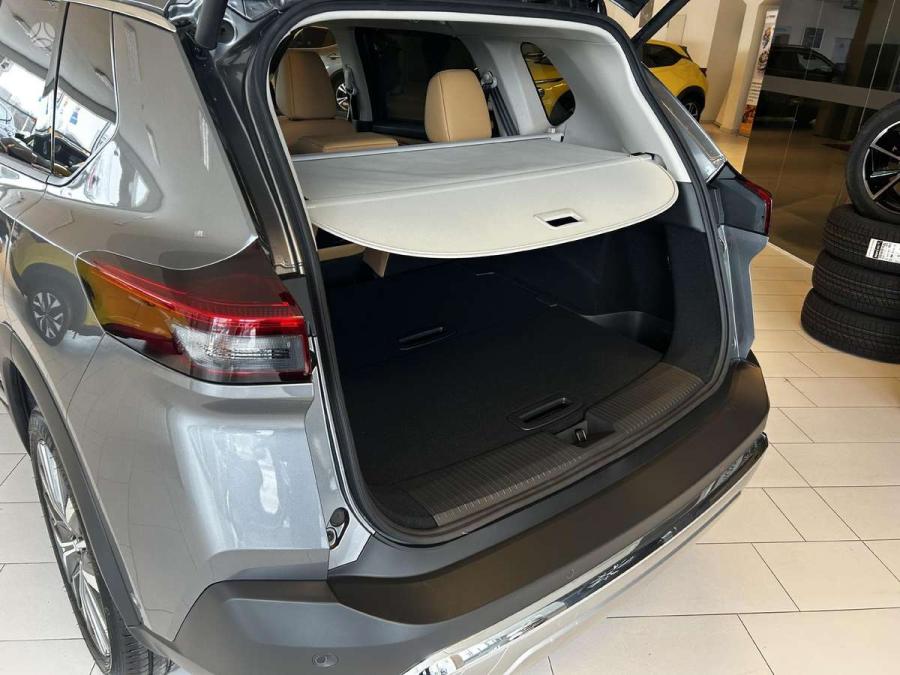 Pelēks Nissan X-Trail 2026 Šauļi, ar dzinēja tilpumu 1.50 L un nobraukumu 6 tūkst. km par 47490 €, foto 9 vietnē AUTOMOTO.COM.LV
