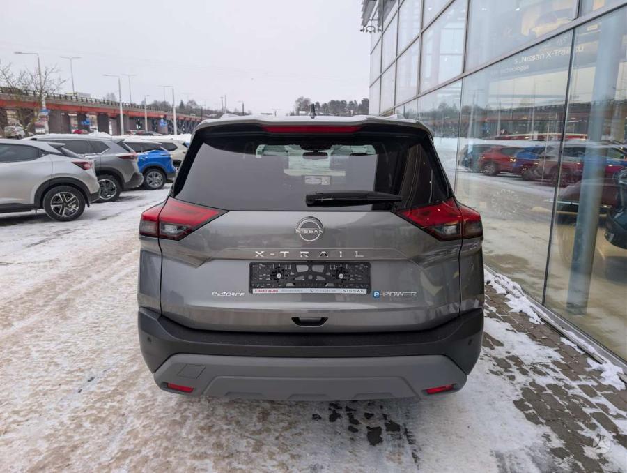 Grey Nissan X-Trail 2026 in Vilnius, with an engine capacity of 1.50 L and mileage of 15 thousand km for 43190 €, photo 4 on AUTOMOTO.COM.LV