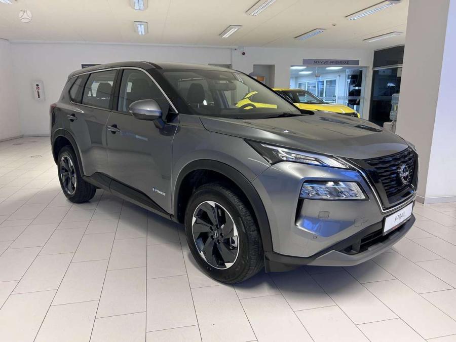 Pelēks Nissan X-Trail 2026 Šauļi, ar dzinēja tilpumu 1.50 L un nobraukumu 16 tūkst. km par 37490 €, foto 2 vietnē AUTOMOTO.COM.LV