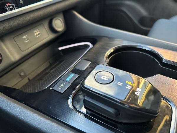 Pelēks Nissan X-Trail 2026 Klaipėda, ar dzinēja tilpumu 1.50 L un nobraukumu 900 tūkst. km par 41900 €, foto 6 vietnē AUTOMOTO.COM.LV