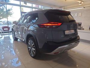 Grey Nissan X-Trail 2026 in Kaunas, with an engine capacity of 1.50 L and mileage of 0 thousand km for 47490 €, photo 5 on AUTOMOTO.COM.LV