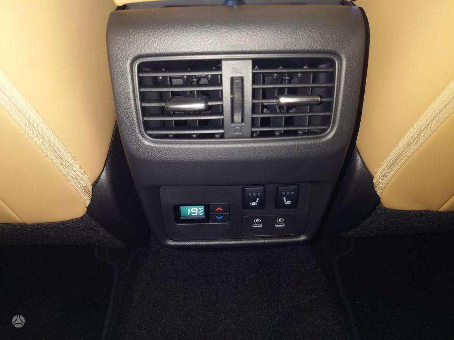 Grey Nissan X-Trail 2026 in Kaunas, with an engine capacity of 1.50 L and mileage of 0 thousand km for 47490 €, photo 25 on AUTOMOTO.COM.LV