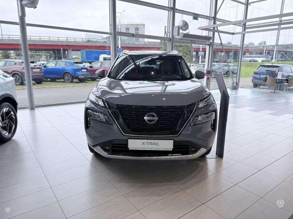 Grey Nissan X-Trail 2026 in Vilnius, with an engine capacity of 1.50 L and mileage of 0 thousand km for 48900 €, photo 2 on AUTOMOTO.COM.LV