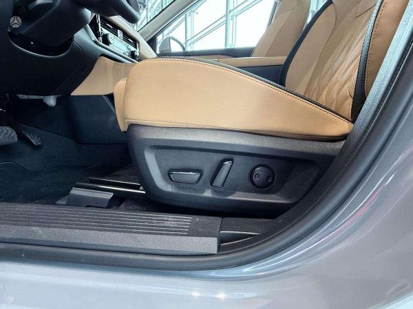 Grey Nissan X-Trail 2026 in Vilnius, with an engine capacity of 1.50 L and mileage of 0 thousand km for 48900 €, photo 8 on AUTOMOTO.COM.LV