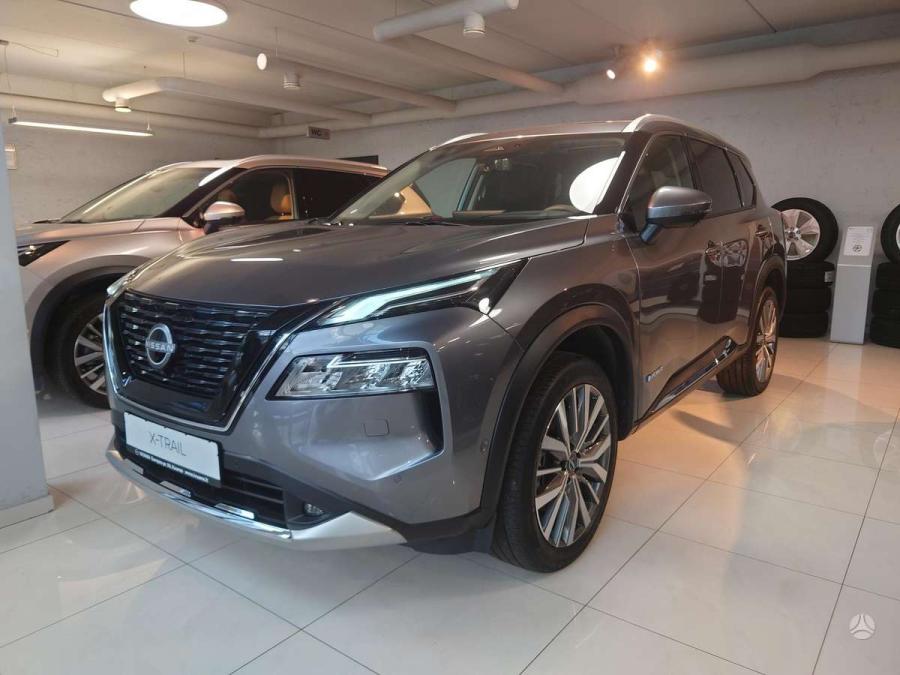 Grey Nissan X-Trail 2026 in Kaunas, with an engine capacity of 1.50 L and mileage of 0 thousand km for 47490 €, photo 1 on AUTOMOTO.COM.LV
