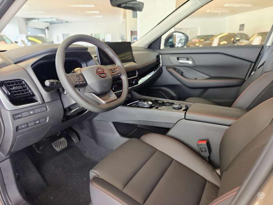 Grey Nissan X-Trail 2026 in Siauliai, with an engine capacity of 1.50 L and mileage of 0 thousand km for 44390 €, photo 15 on AUTOMOTO.COM.LV