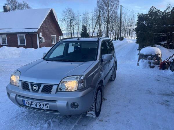 Pelēks Nissan X-Trail 2006 Skaudvilė, ar dzinēja tilpumu 2.20 L un nobraukumu 270 tūkst. km par 2900 €, foto 1 vietnē AUTOMOTO.COM.LV