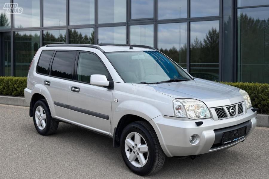 Pelēks Nissan X-Trail 2006 Viļņa, ar dzinēja tilpumu 2.20 L un nobraukumu 292 tūkst. km par 2750 €, foto 3 vietnē AUTOMOTO.COM.LV