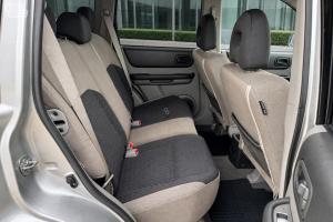 Pelēks Nissan X-Trail 2006 Viļņa, ar dzinēja tilpumu 2.20 L un nobraukumu 292 tūkst. km par 2750 €, foto 7 vietnē AUTOMOTO.COM.LV