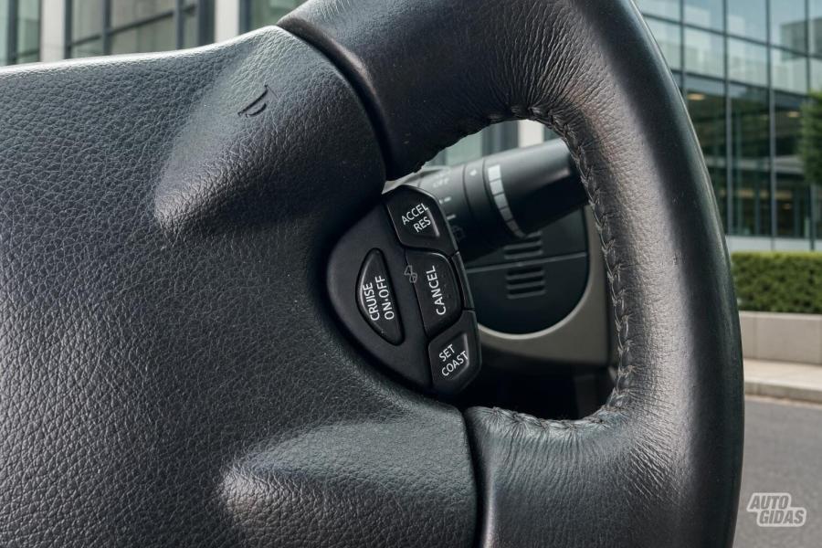 Pelēks Nissan X-Trail 2006 Viļņa, ar dzinēja tilpumu 2.20 L un nobraukumu 292 tūkst. km par 2750 €, foto 14 vietnē AUTOMOTO.COM.LV
