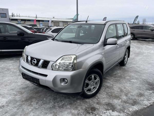 Grey Nissan X-Trail 2007 in Marijampole, with an engine capacity of 2.00 L and mileage of 268 thousand km for 4500 €, photo 1 on AUTOMOTO.COM.LV